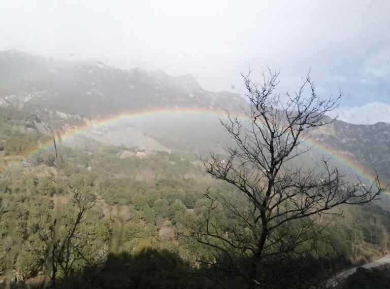 The stunning Kipina Monastery in Tzoumerka, built inside a rockface ...